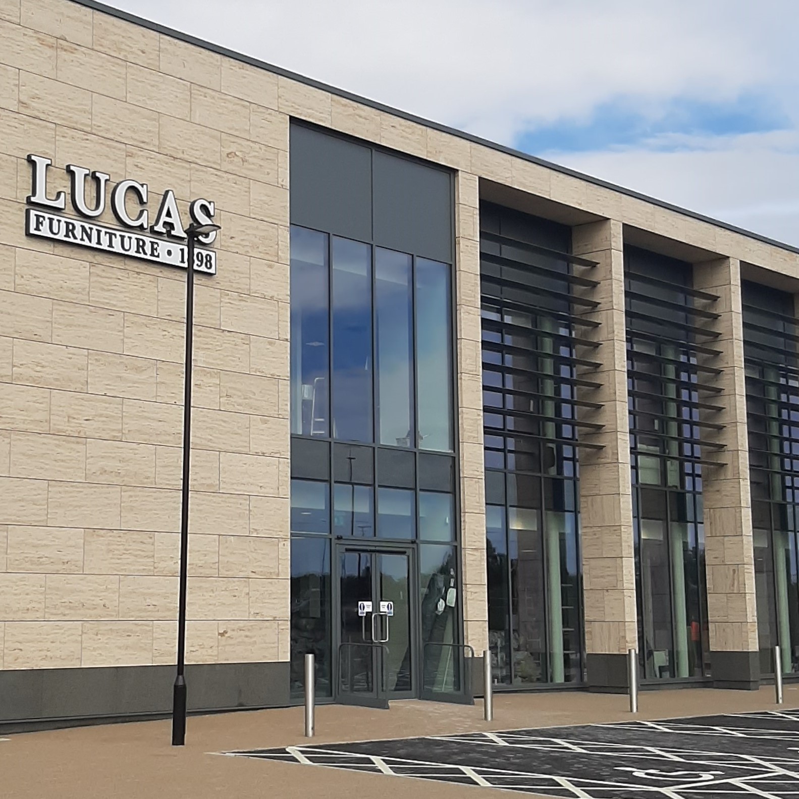 Lucas Furniture, Aylesbury - A2O Cladding